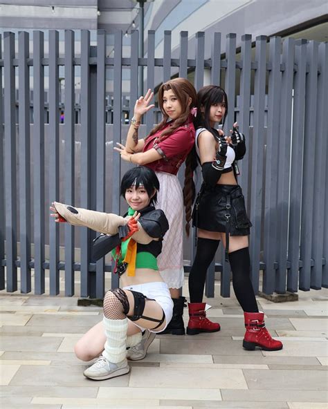 Yuffie Cosplay With Shuriken And Friends This Time Rfinalfantasyvii