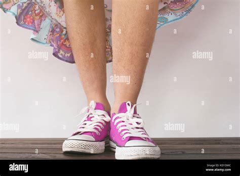 Behaarte Beine Stockfotos Und Bilder Kaufen Seite 2 Alamy