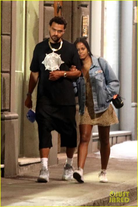 Jesse Williams And Girlfriend Taylour Paige Enjoy Romantic Stroll In