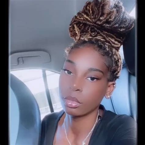 Kay Savy Kay Savy Threads Say More