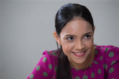 Pastora Vitória Souza faz vídeos e quer pregar para todos Folhinha Folha