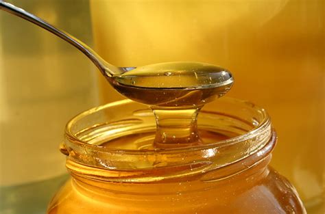 This Is What Will Happen When You Drink Honey Water Every Day