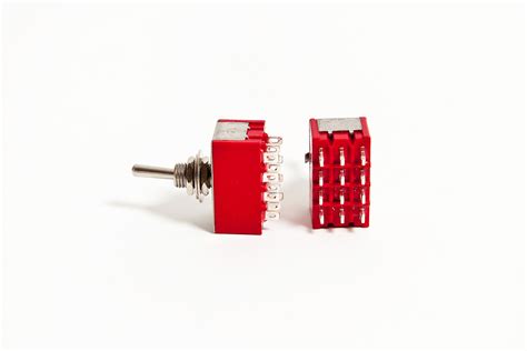 4pdt On Off On Mini Toggle Switch Clandestine Guitars Tienda Online