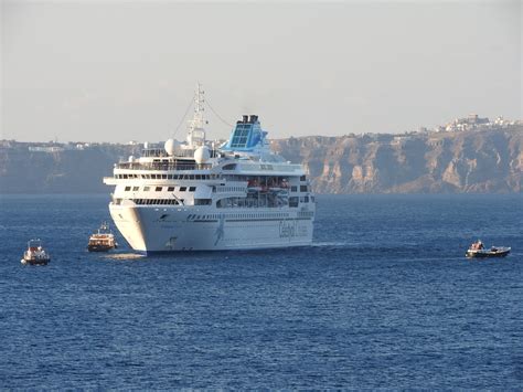 DSCN7856 Santorini Sheila Kaplan Bradford Flickr