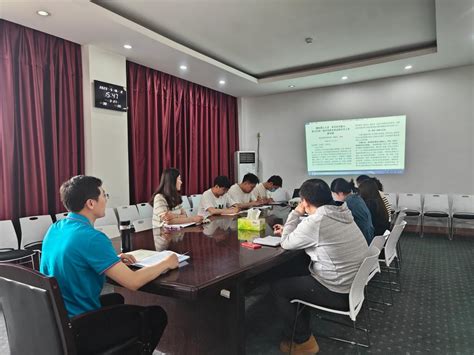 建筑工程学院组织辅导员深入学习学生工作大会精神 宿迁学院 建筑工程学院
