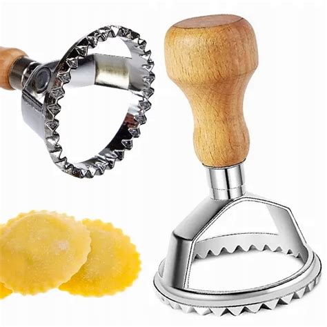 Szablon Do Wycinania Ciasta Na Pierogi Lepienie Pierog W Przygotowanie