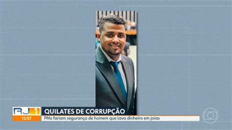 Vídeo Rj1 Acompanha Caso De Pms Investigados Por Fazerem Segurança De
