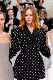 Aubrey Plaza Met Gala Celebmafia