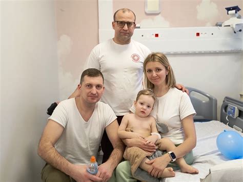 Львівські хірурги прооперували немовля з двома грижами — Lviv Media