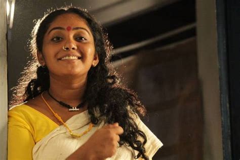 Bigg Boss Malayalam Season 1 Contestants List With Photos