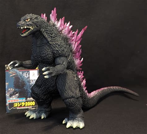 Godzilla 2000 Toys Bandai