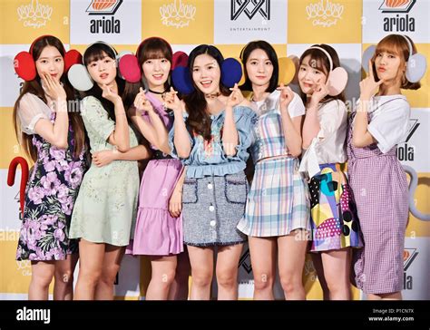 Oh My Girl Banhana Tokyo Japan Korean Girls Group Oh My Girl