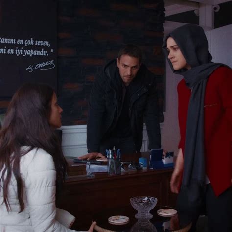 Irem Helvacıoğlu Duygu üstünbaş And Ulaş Tuna Astepe Nefes Zorlu Esma Hopalı And Tahir Kaleli