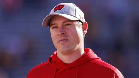 Jim Leonhard Decides To Remain At Wisconsin As Dc Yardbarker