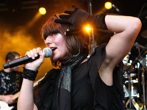 Crazy P Singer Danielle Moore Dead At 52 The Cairns Post