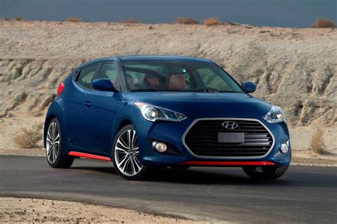 Used Hyundai Veloster Turbo R Spec Hatchback Review Ratings Edmunds