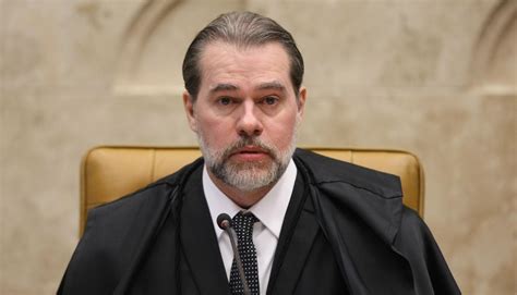 Dias Toffoli volta a defender o equilíbrio institucional entre os