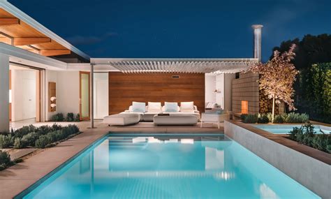 Turkel Design Uses Prefab Elements To Construct Axiom Desert House In Palm Springs