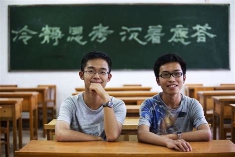 同班同学图片同班同学磊同班同学大山谷图库