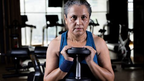 Heres Why Women Over 55 Should Prioritize Strength And Balance Sixty
