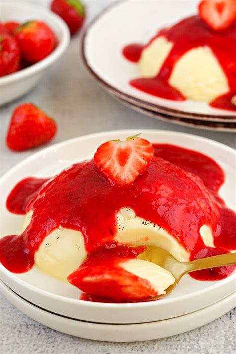 Panna Cotta Grundrezept - Der einfache und cremige Klassiker
