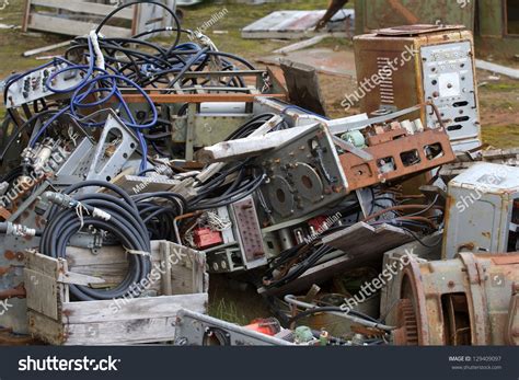 951 Imágenes De Outdated Computer Hardware Imágenes Fotos Y Vectores De Stock Shutterstock