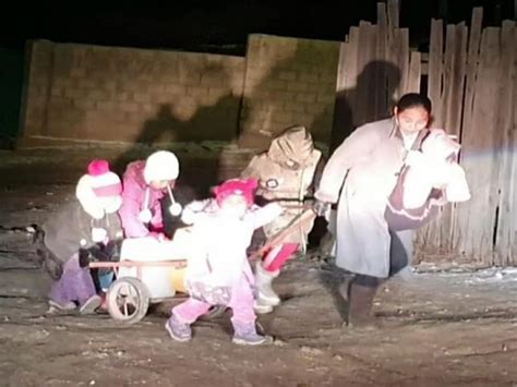 БЗД ийн залуус зургаан охинтой өрх толгойлсон эмэгтэйд сая төгрөг