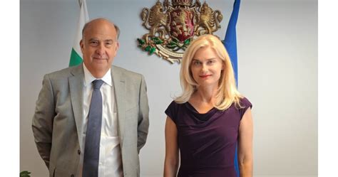 Зарица Динкова Отчитаме 41 ръст на гражданите от САЩ посетили България тази година