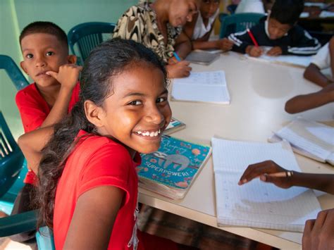 UNICEF España on Twitter Quieres trabajar por los derechos de niñas y niños en unicef es