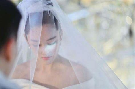 張馨予曬浪漫婚禮現場照，眼角含淚幸福喊話：永捷同馨，永結同心 每日頭條