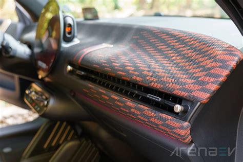 Mini Cooper SE JCW Review ArenaEV