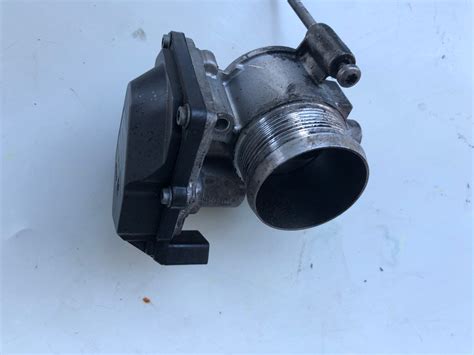 Audi A3 8p Cbbb Engine 2l Tdi Used Throtle Body 03l 128 063 E Parts 4