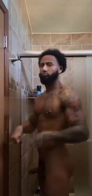 Sexy Fit Hung Naked Trade Playing In The Shower