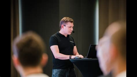 jdd 2019 model driven development by jhipster scaffolding anton lem