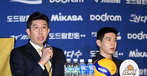 후인정 감독 ‘극과 극 포토