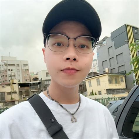 家銘 Genuineming • Threads Say More