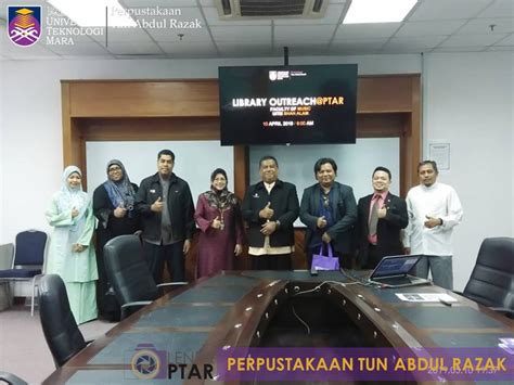Kunjungan Hormat Ke Pejabat Dekan Fakulti Muzik