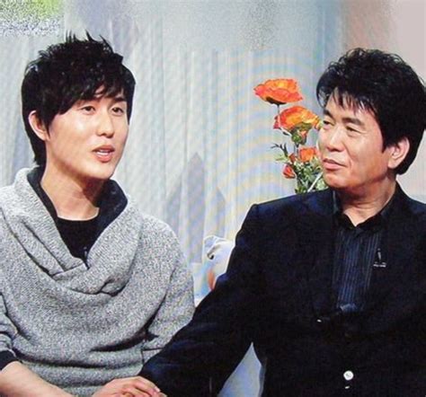 가수 신유 나이 프로필 아버지 성폭행 신웅 어머니 가족 아들 노래모음