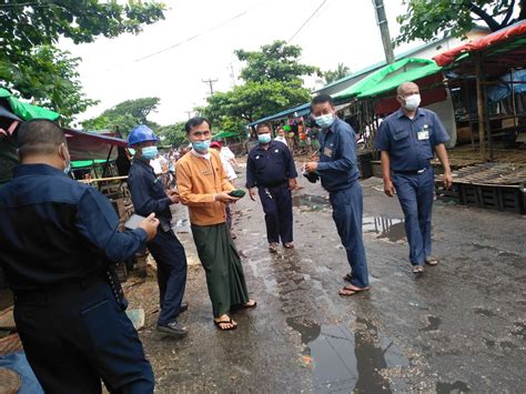 ဒဂုံမြို့သစ်အရှေ့ပိုင်း မြို့နယ်၌ ကားမှတ်တိုင်များ၊ စျေးများ၌ နှာခေါင