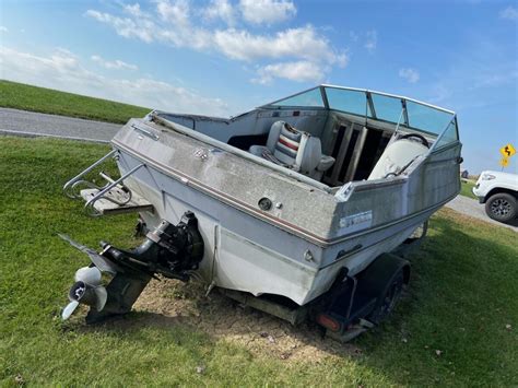 Barretta 18 Boat Located In Demossville Ky Has Trailer 1987 For