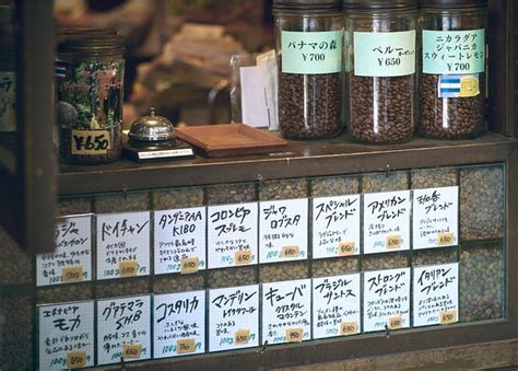 コーヒーで旅する日本／九州編｜飾らず、いつも等身大であること。西新の「珈香」が歩んだ37年12｜ウォーカープラス