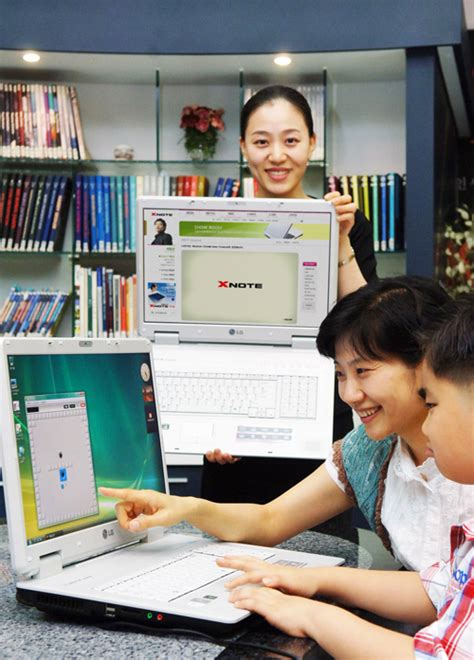 `데스크톱이야 노트북이야 전자신문