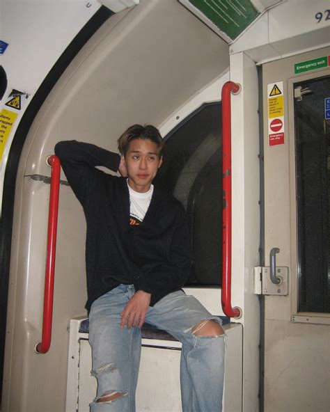 Ig บิวกิ้น พุฒิพงศ์ อัสสรัตนกุล Throwback On Tube Instagram