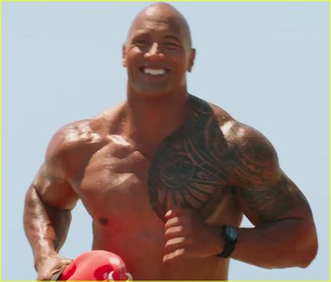 Zac Efron And The Rocks Baywatch Trailer Has So Many Sexy Shirtless