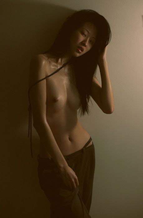 Lovely Asian Teen In A Hot Pic Rav47