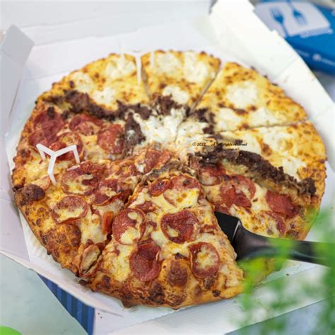 도미노 포켓몬피자 몬스터볼 피자 배달 홀로그램 아쉽 네이버 블로그