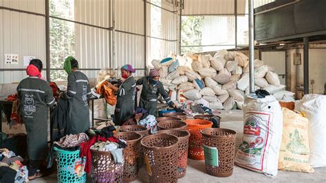 Plastic Solution Or Greenwashing Risk How Giving Plastic Credits For