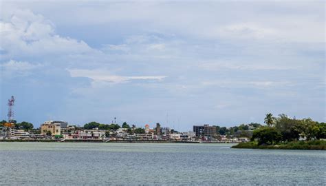 Tuxpan Bilder Durchsuchen 375 Archivfotos Vektorgrafiken Und Videos Adobe Stock
