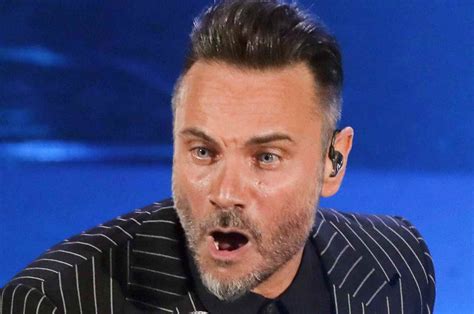 Nek Chi è La Laura Della Famosa Canzone La Risposta Spiazza