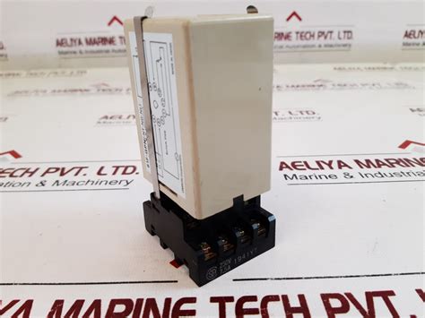 Omron 61f Gp N Tdl Floatless Level Switch With Base Aeliya Marine Tech